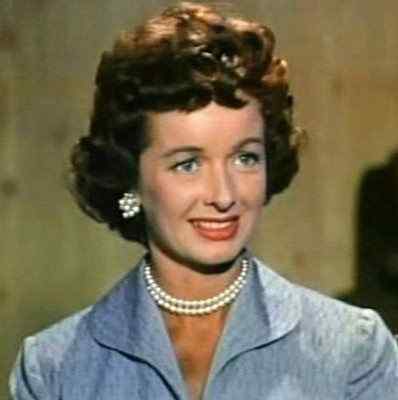 Noel Neill - Horror Society