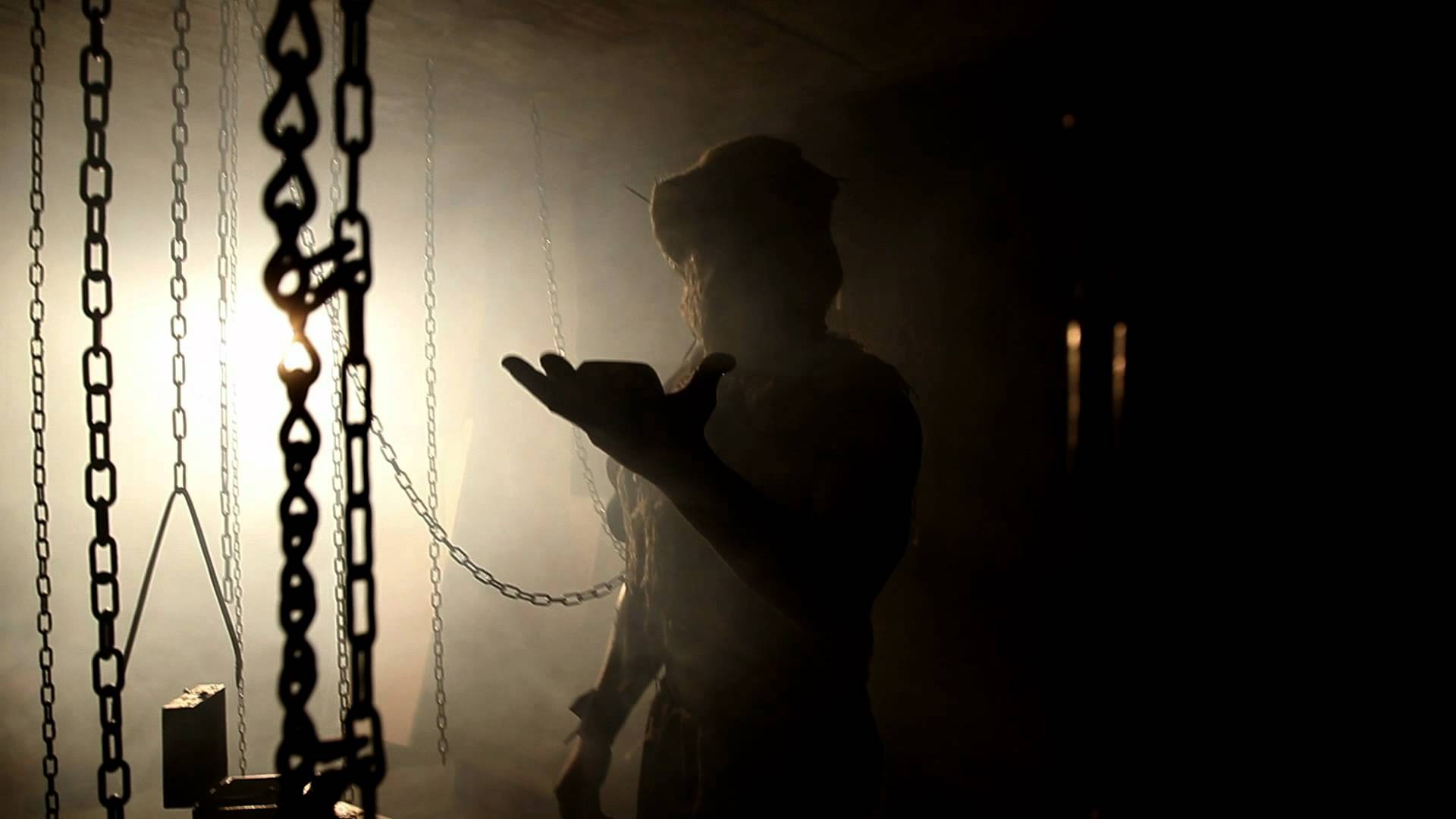 THE PYRAMID (2012) - Horror Society