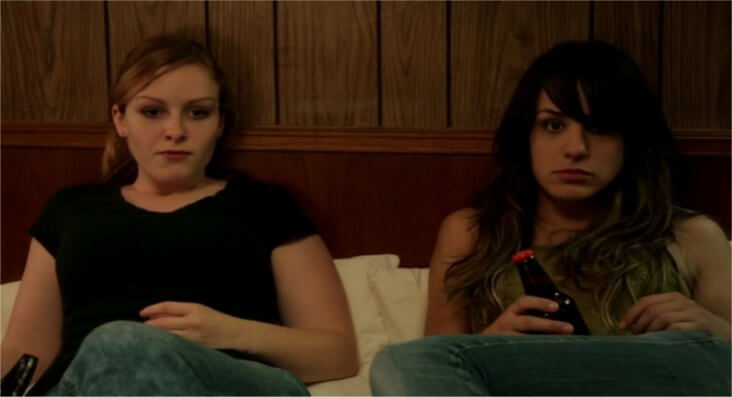 Review: “In the Dark” (2015) – Horror Society