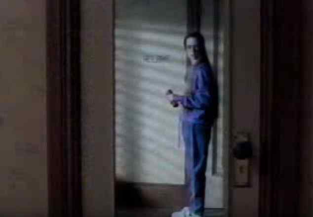 Haunted Mirrors in Horror – 10 Horror Movies with Deadly Mirrors ...